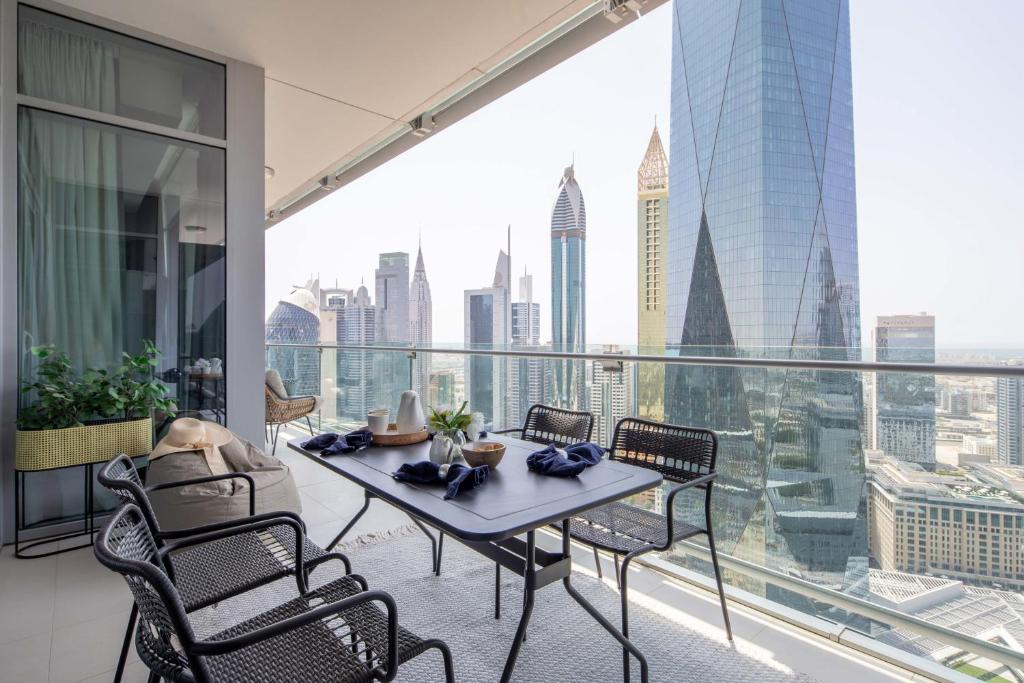 STRATA TOWER | Burj Daman | Luxury Residences, Offices & Hotel in Dubai ...